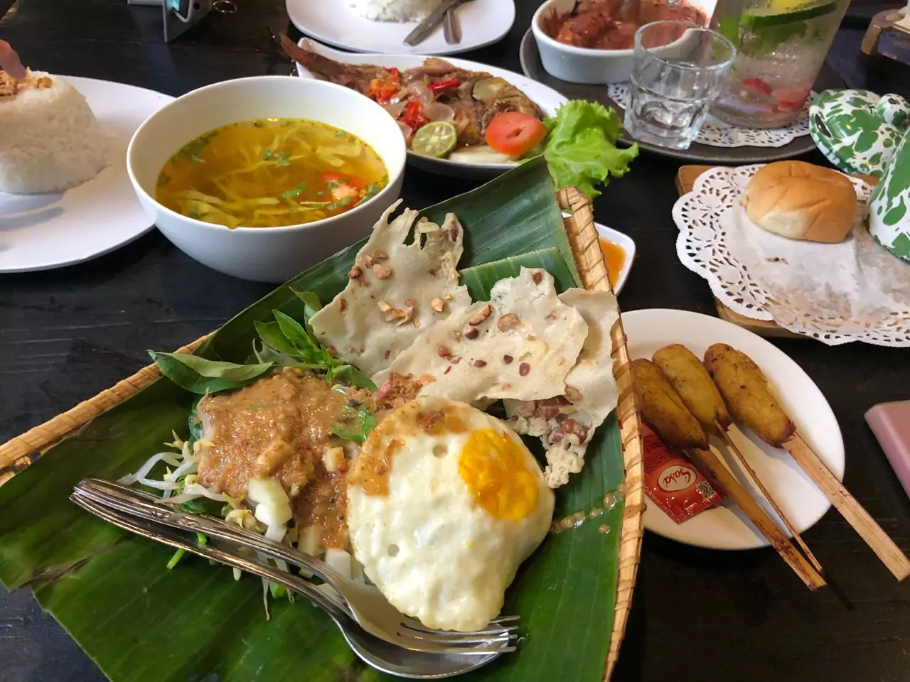 The House of Raminten, Restoran Suasana Tradisional Jawa